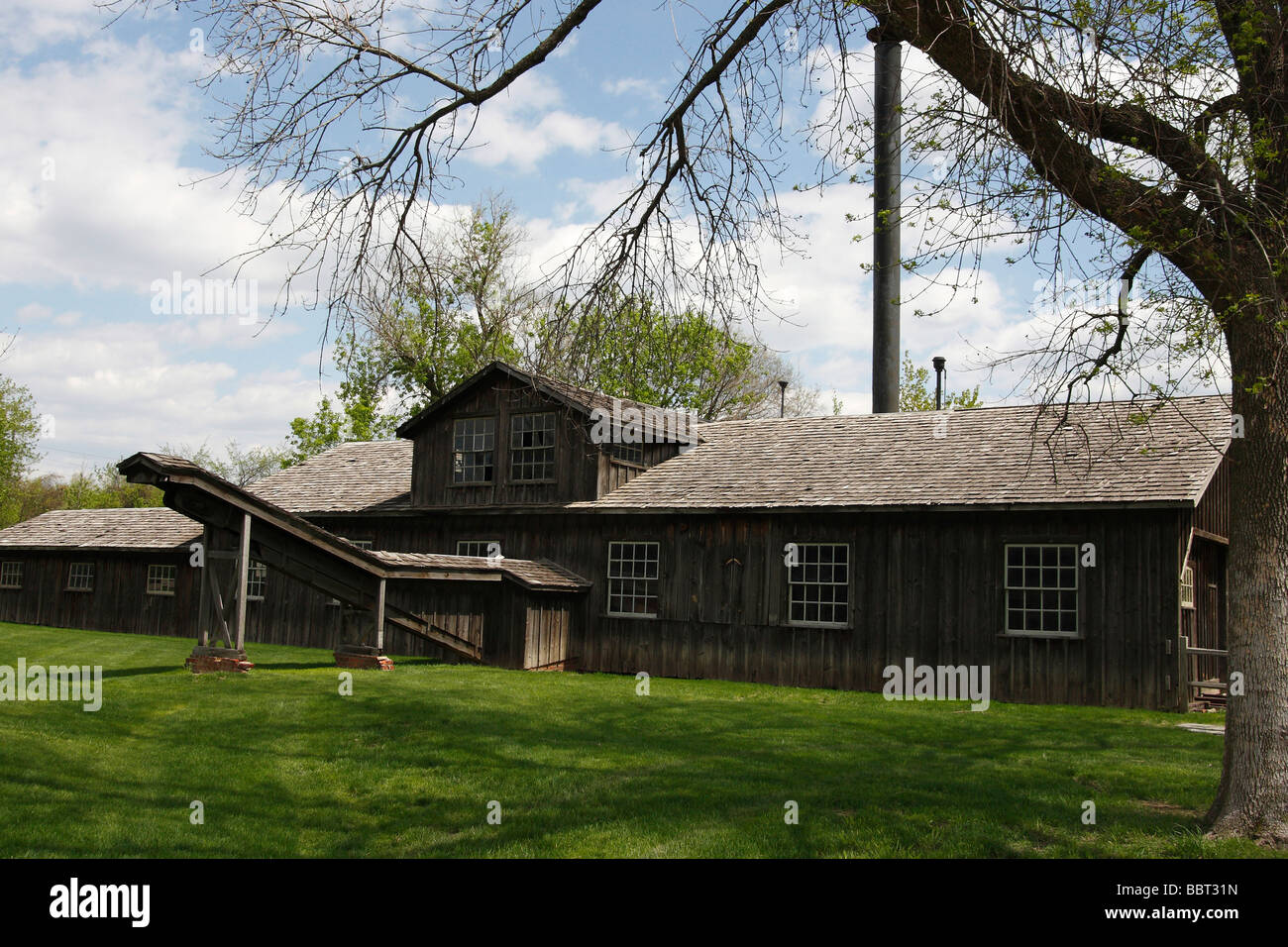 Sawmill building hi-res stock photography and images - Alamy