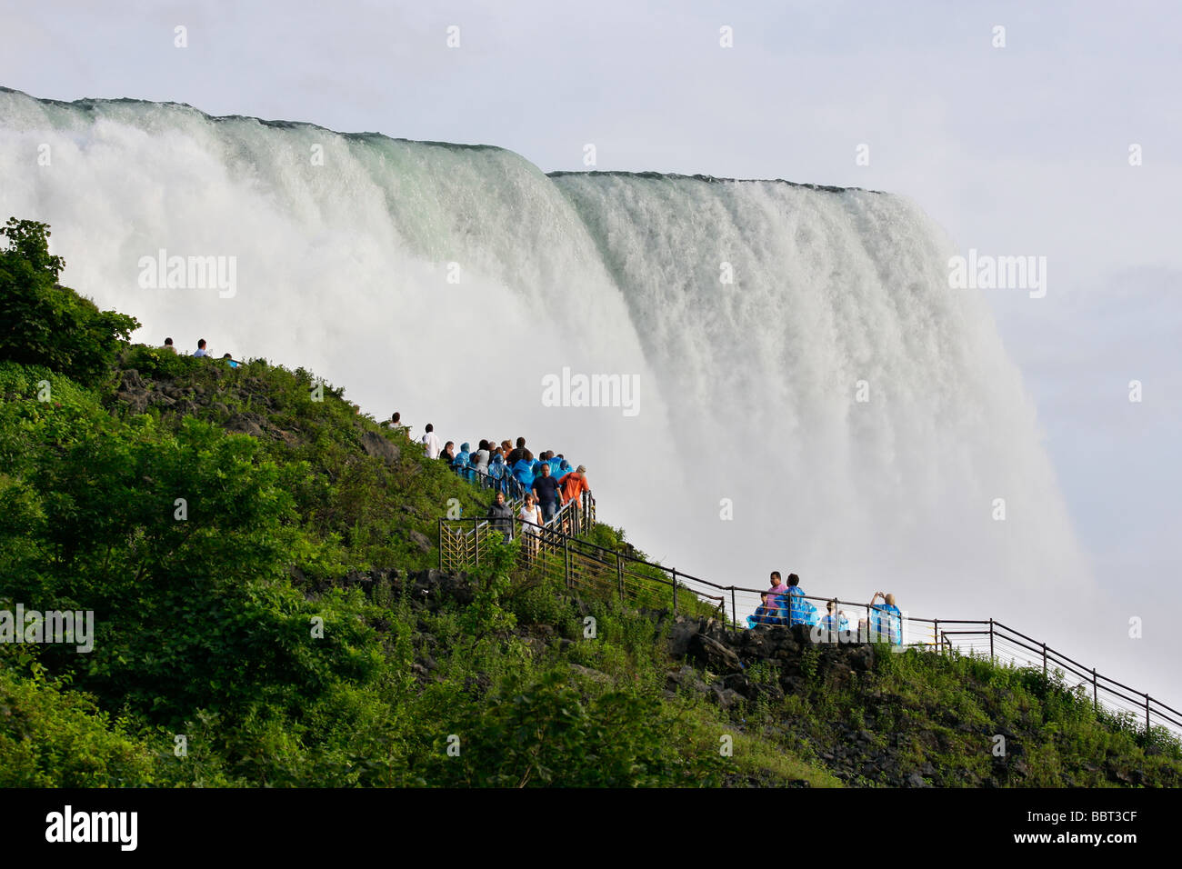 Edge of Niagara falls waterfalls with people New York NY State Park USA ...