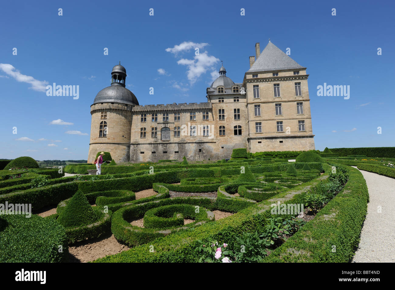French topiary hi-res stock photography and images - Alamy