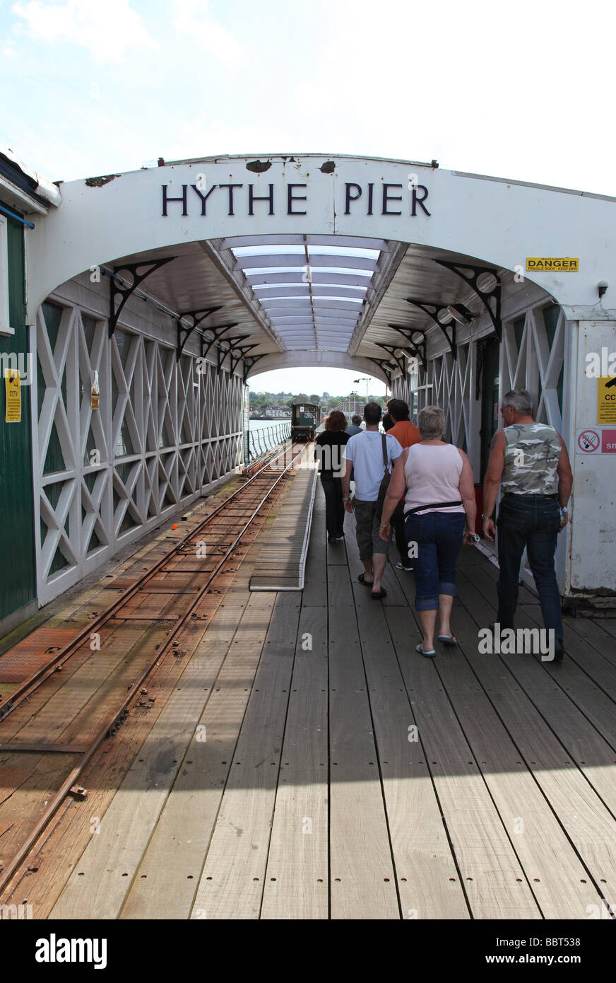 Hythe pier hi-res stock photography and images - Alamy