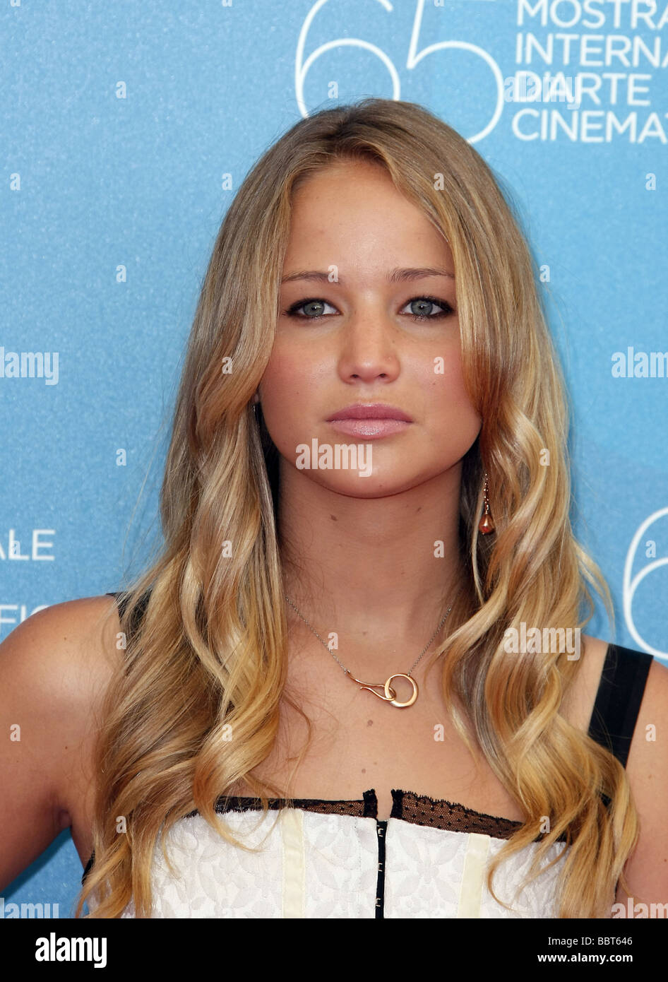 JENNIFER LAWRENCE THE BURNING PLAIN. PHOTOCALL. 65TH VENICE FILM ...