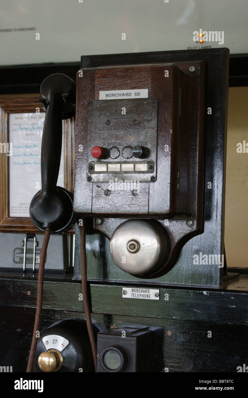 Gwr signalling hi-res stock photography and images - Alamy