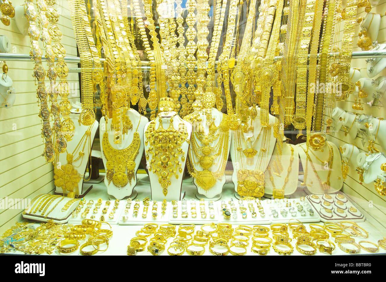 Gold Necklace Dubai High Resolution Stock Photography and Images - Alamy