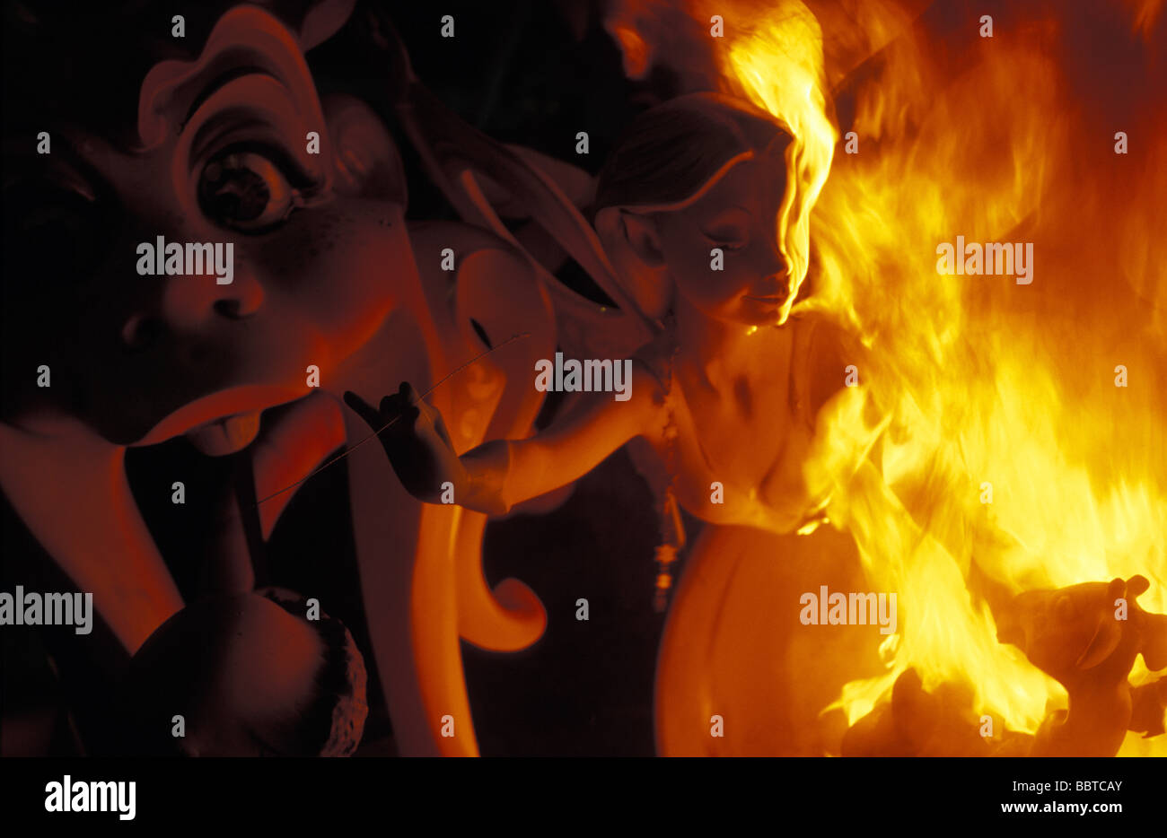 Las fallas festival puppet hi-res stock photography and images - Alamy