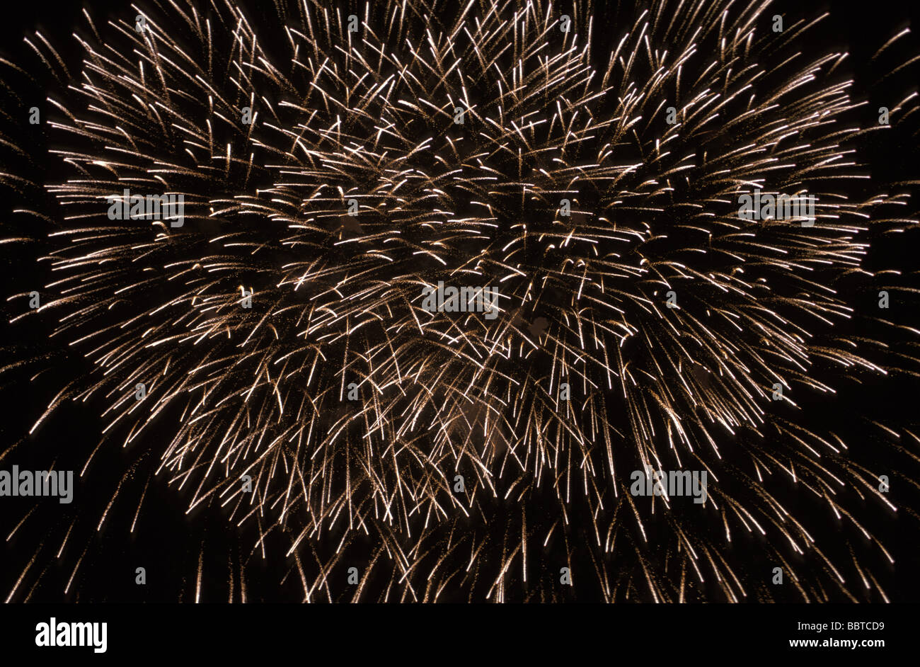 Fireworks at midnight valencia hi-res stock photography and images - Alamy