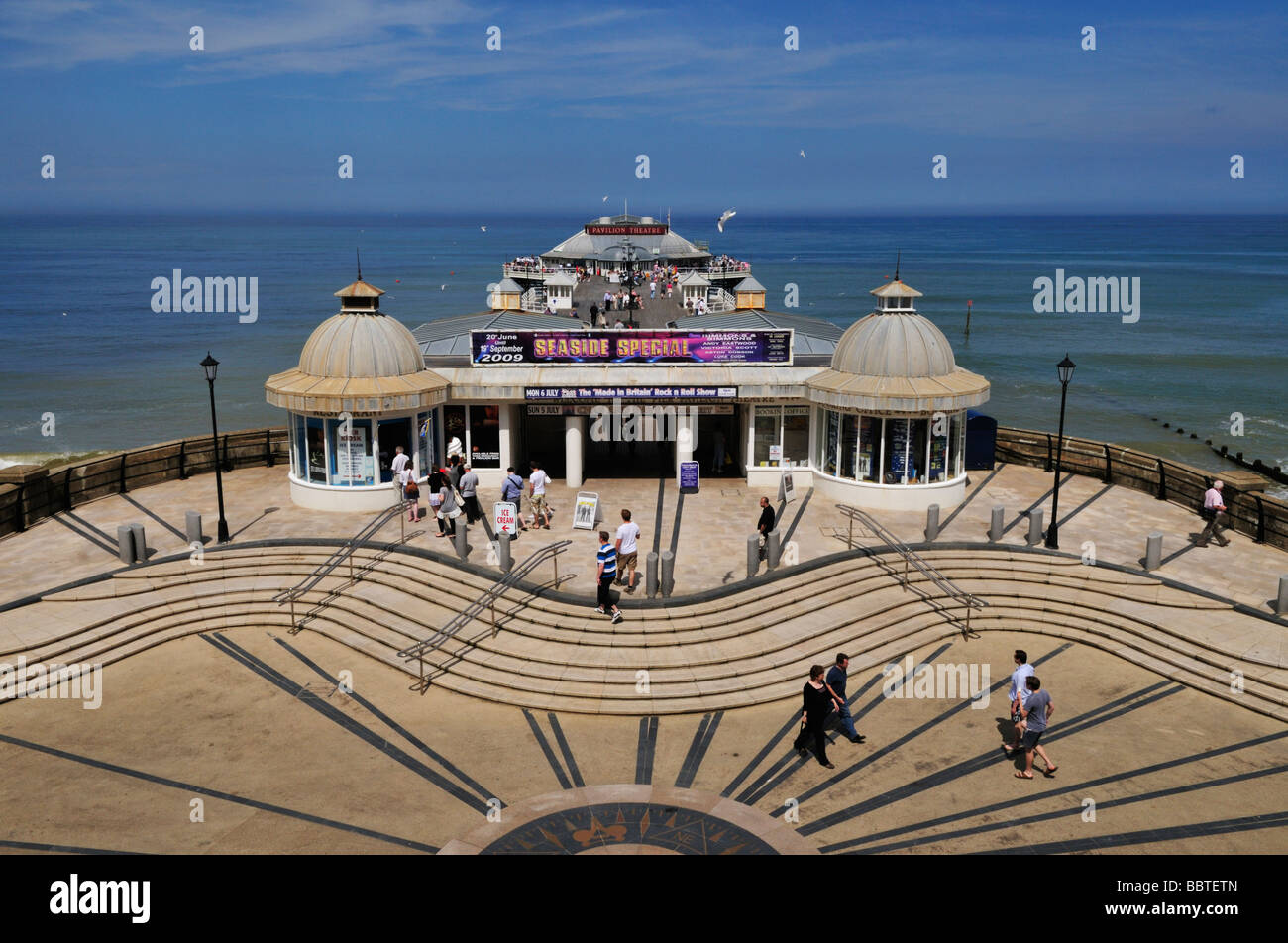 Cromer seaside pier hi-res stock photography and images - Alamy