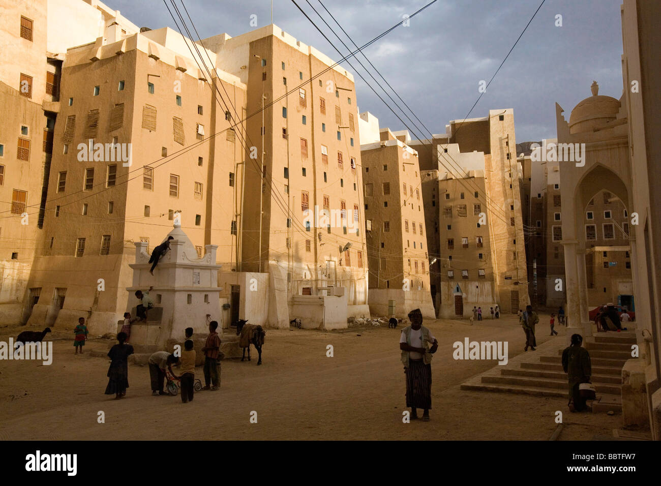 Old city built with mud bricks, Shibam, Yemen, Middle East Stock Photo ...