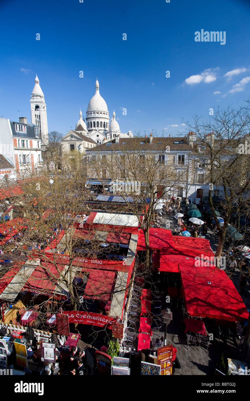 View of the Place du Tertre and Sacre Coeur in Montmartre Paris France ...