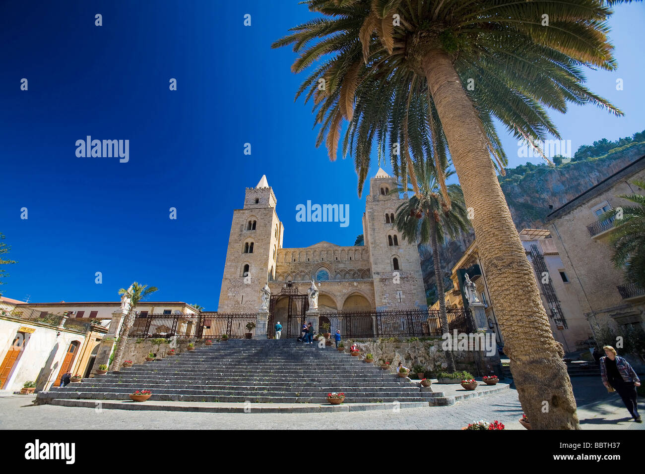 Cathedral square, Cefalu, Sicily, Italy Stock Photo - Alamy