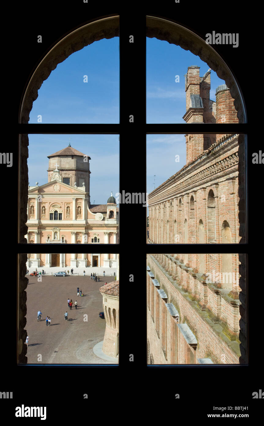 Piazza dei martiri carpi italy hi-res stock photography and images - Alamy