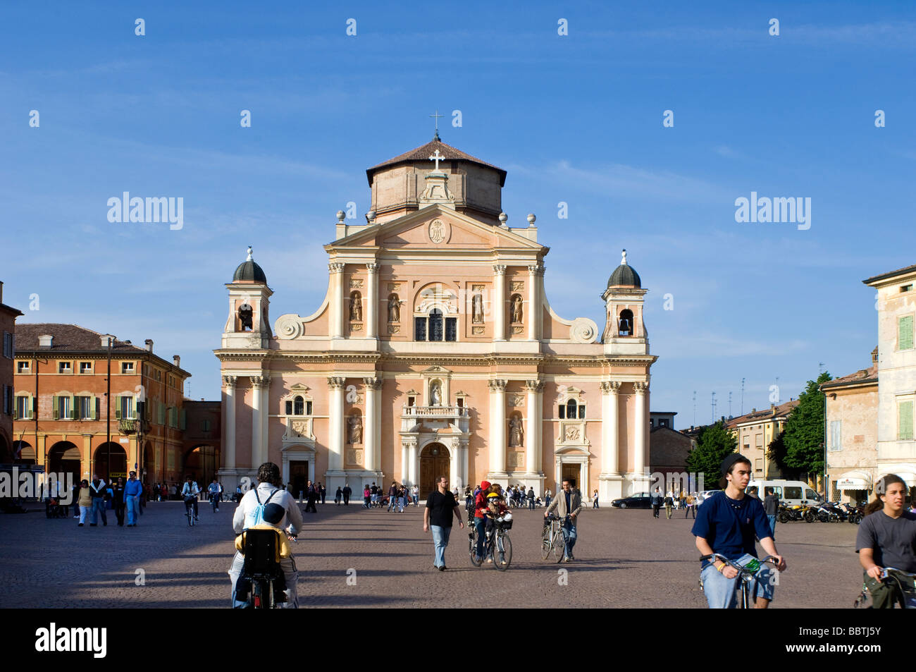 Piazza dei martiri and cathedral, Carpi, Emilia Romagna, Italy Stock ...