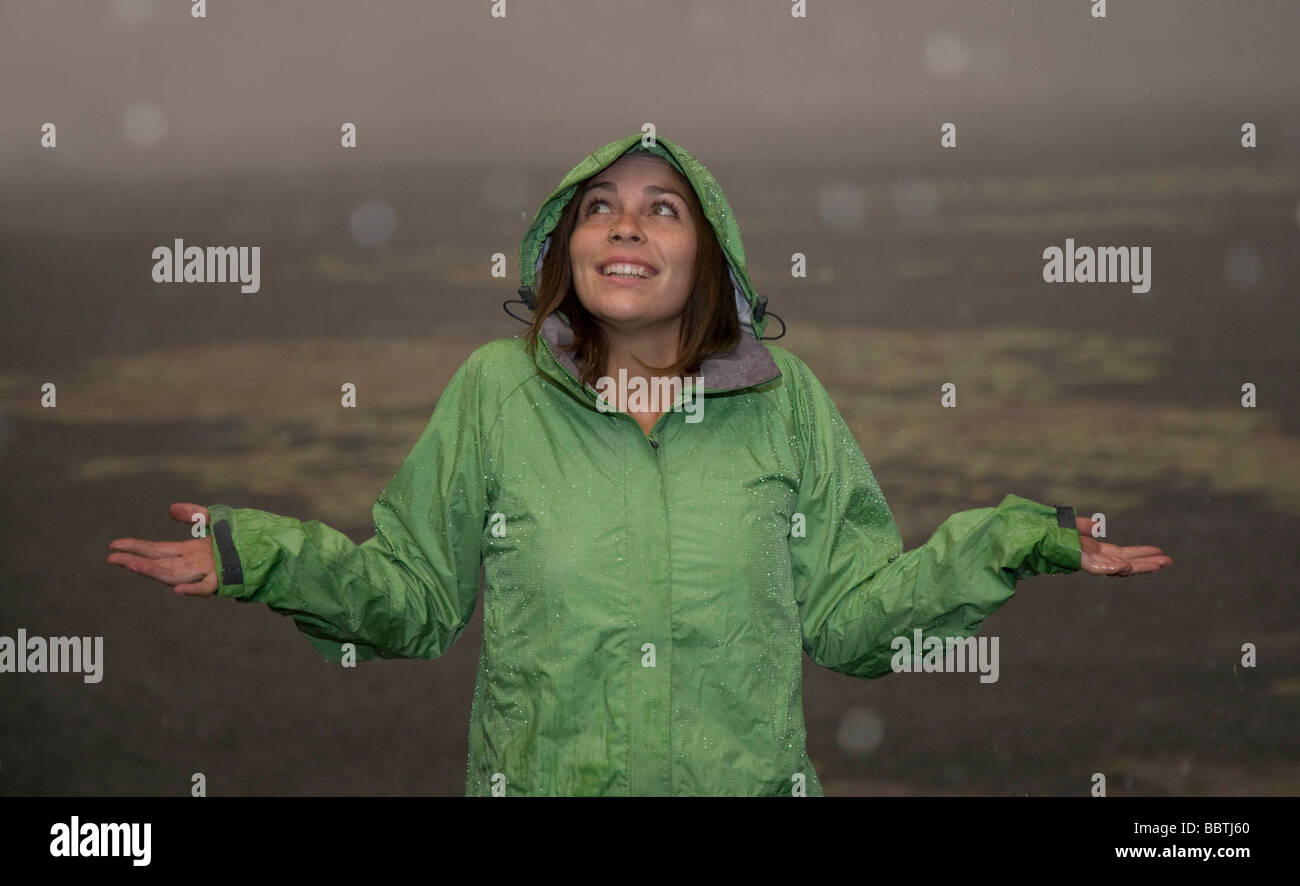 Woman in rain Stock Photo - Alamy
