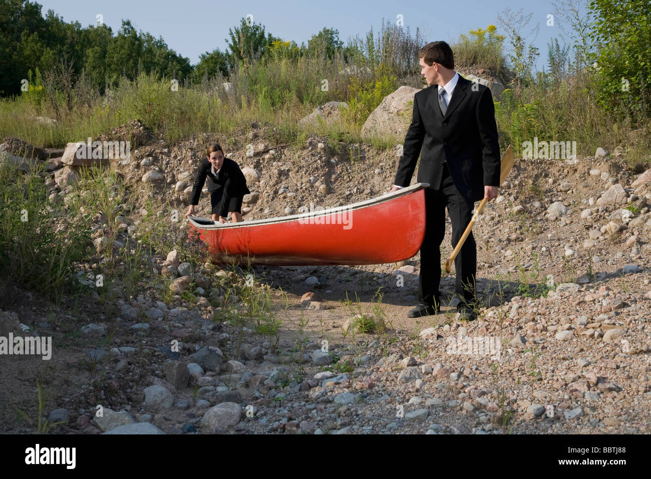 Carrying canoe hi-res stock photography and images - Alamy