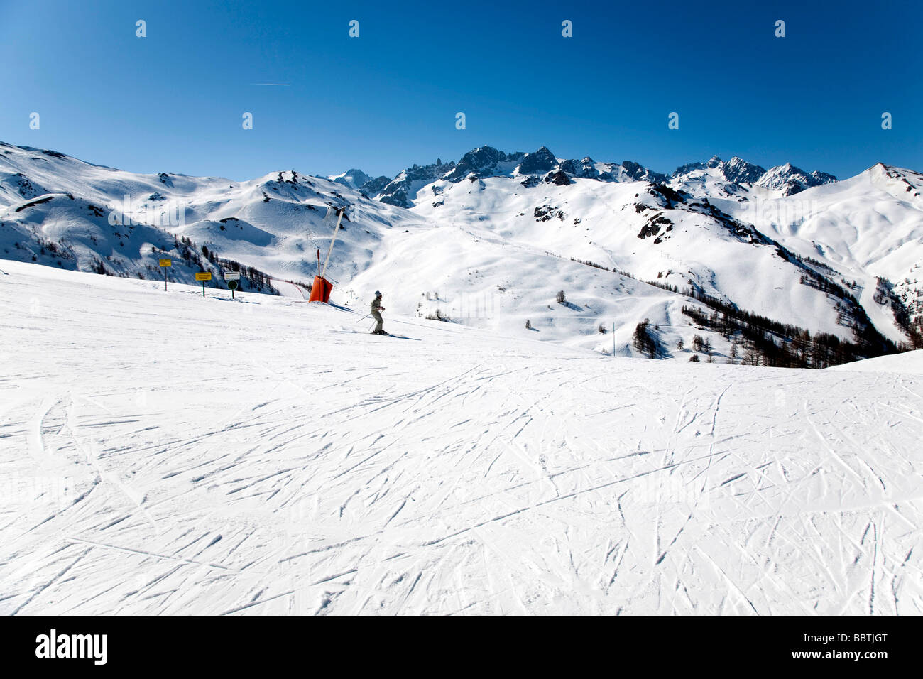 Ski run, Briançon, Serre-Chevalier, France, Europe Stock Photo - Alamy Ski run, Briançon, Serre-Chevalier, France, Europe Stock Photo - Alamy