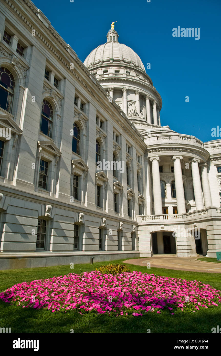 Capitol building in madison wisconsin hi-res stock photography and ...