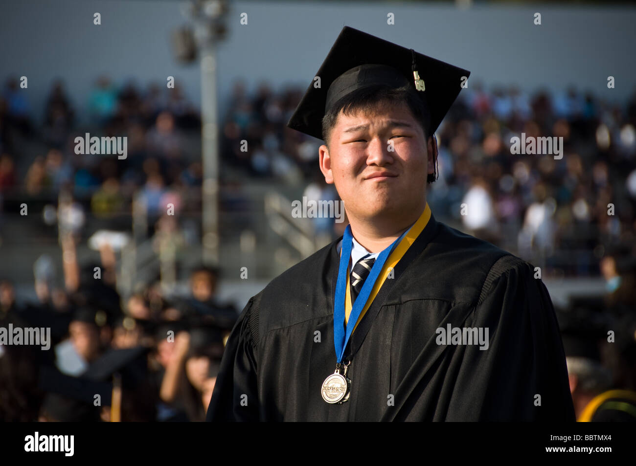 Teenage student graduation hat hi-res stock photography and images - Alamy
