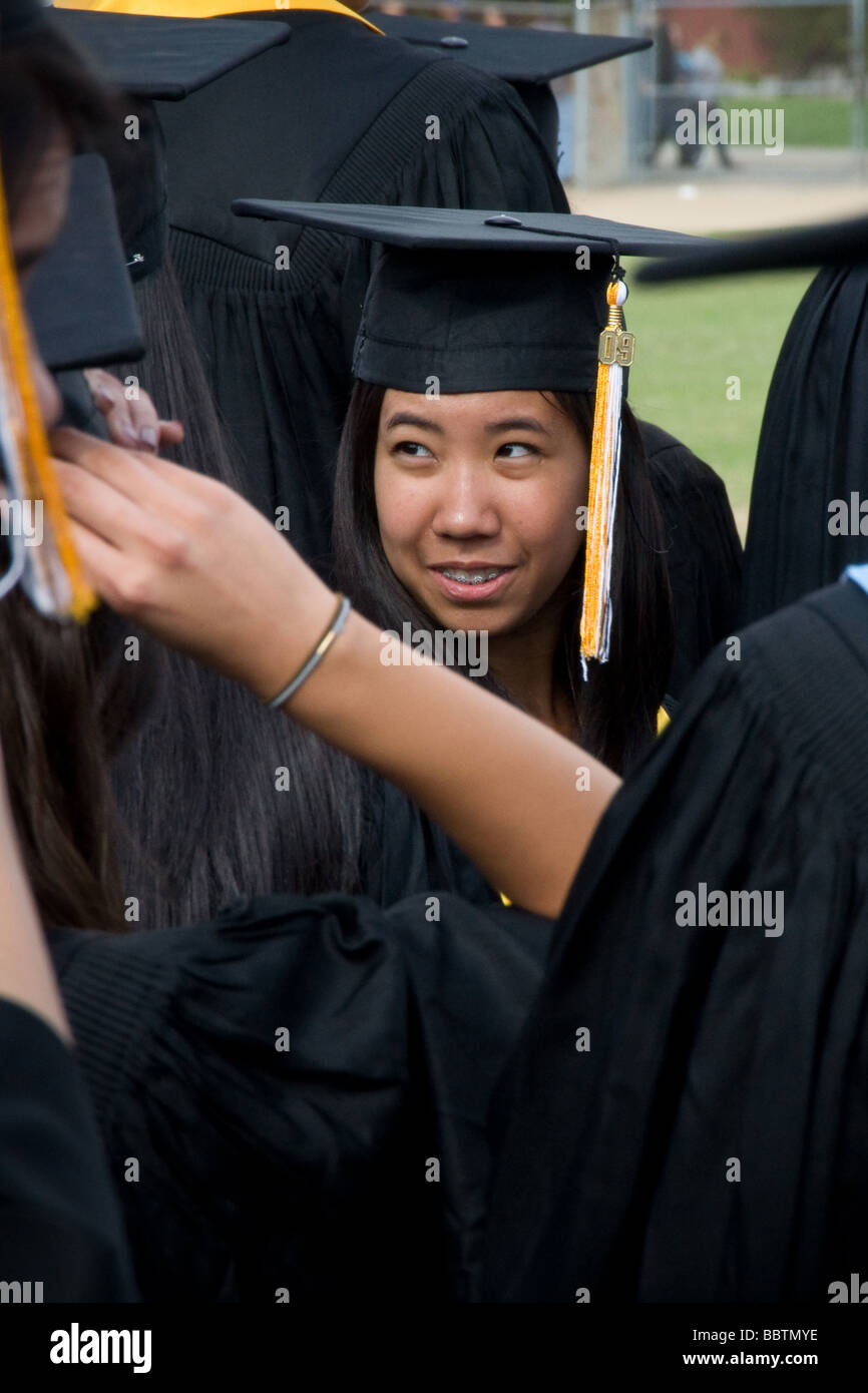 Teenage student graduation hat hi-res stock photography and images - Alamy