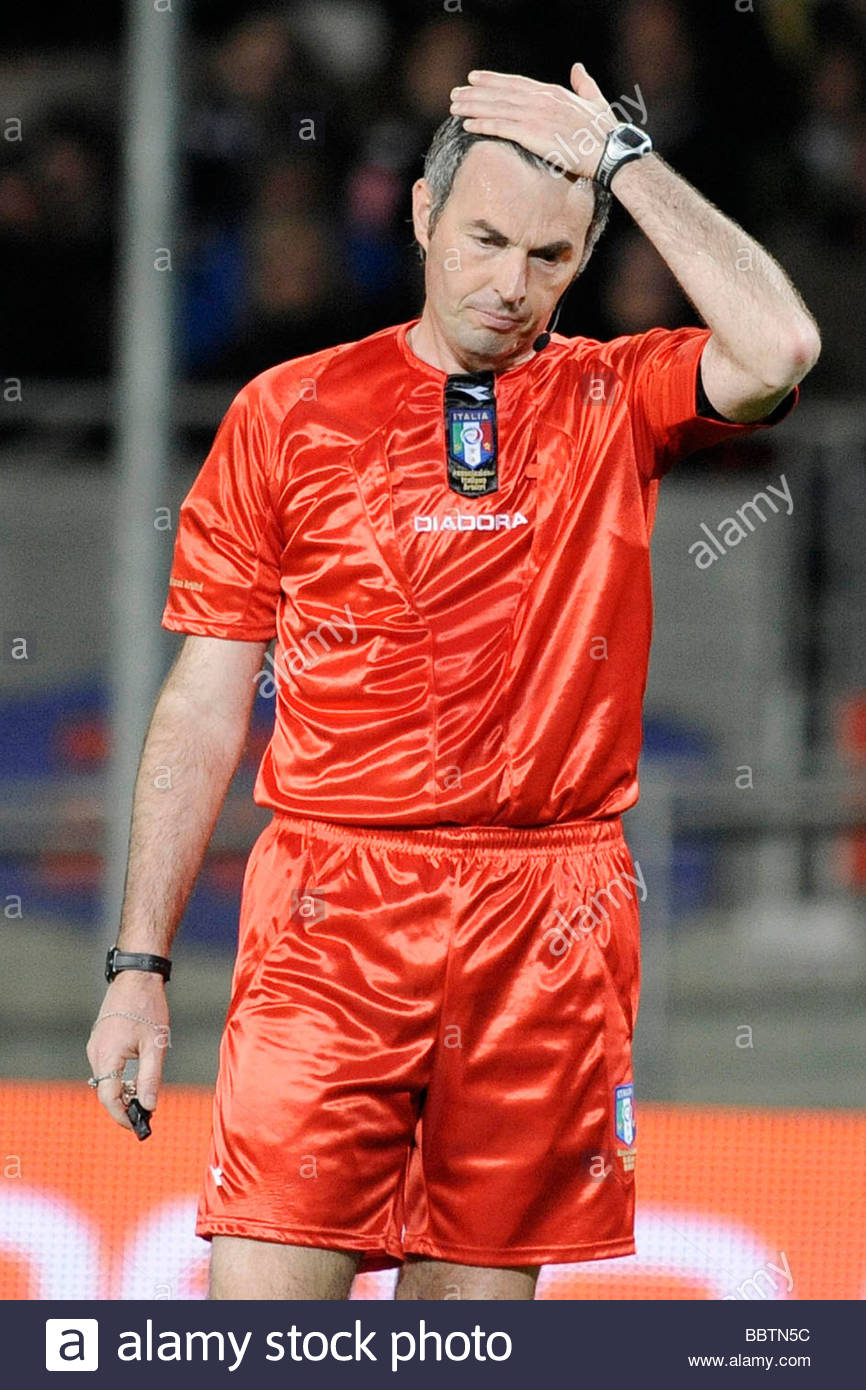 Stefano Farina Referee High Resolution Stock Photography and Images - Alamy