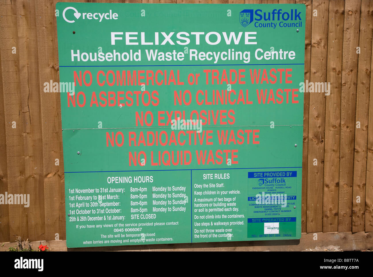 Waste recycling centre sign hi-res stock photography and images - Alamy