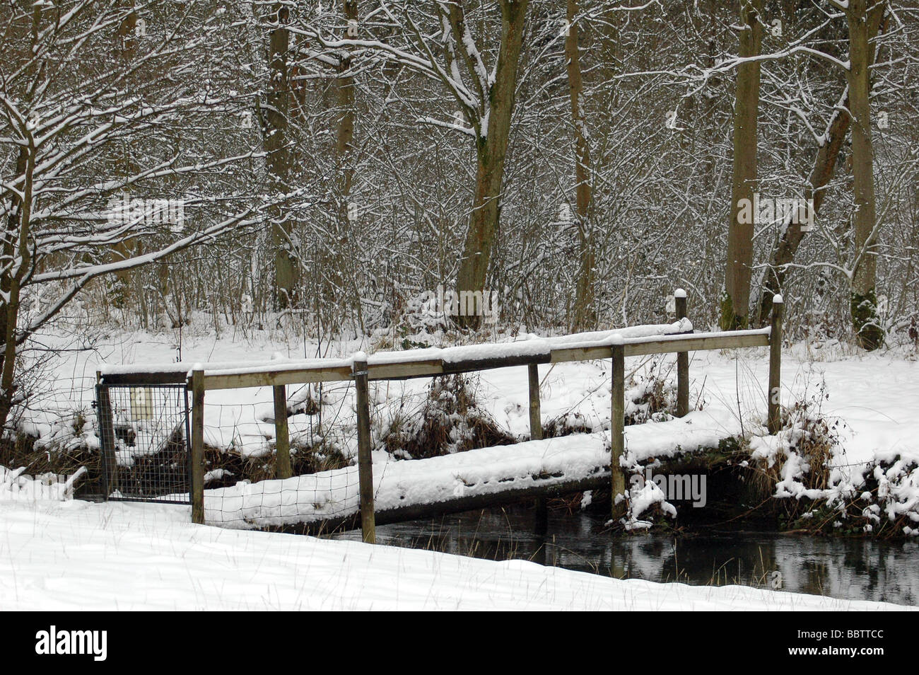bridge over the river-snow scene-landscape Stock Photo - Alamy