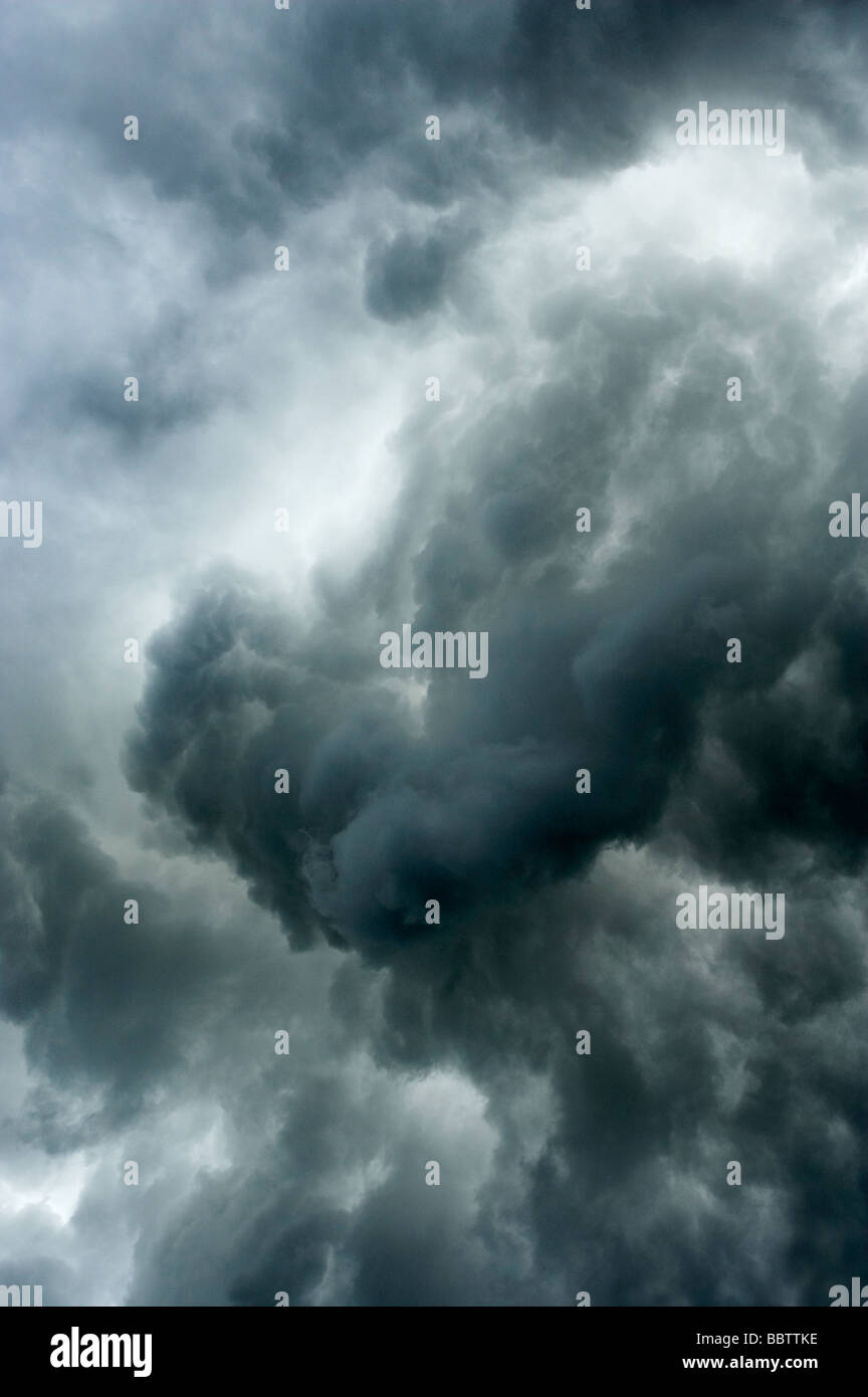 STORM STORMY CLOUD CLOUDS SKY Stock Photo - Alamy