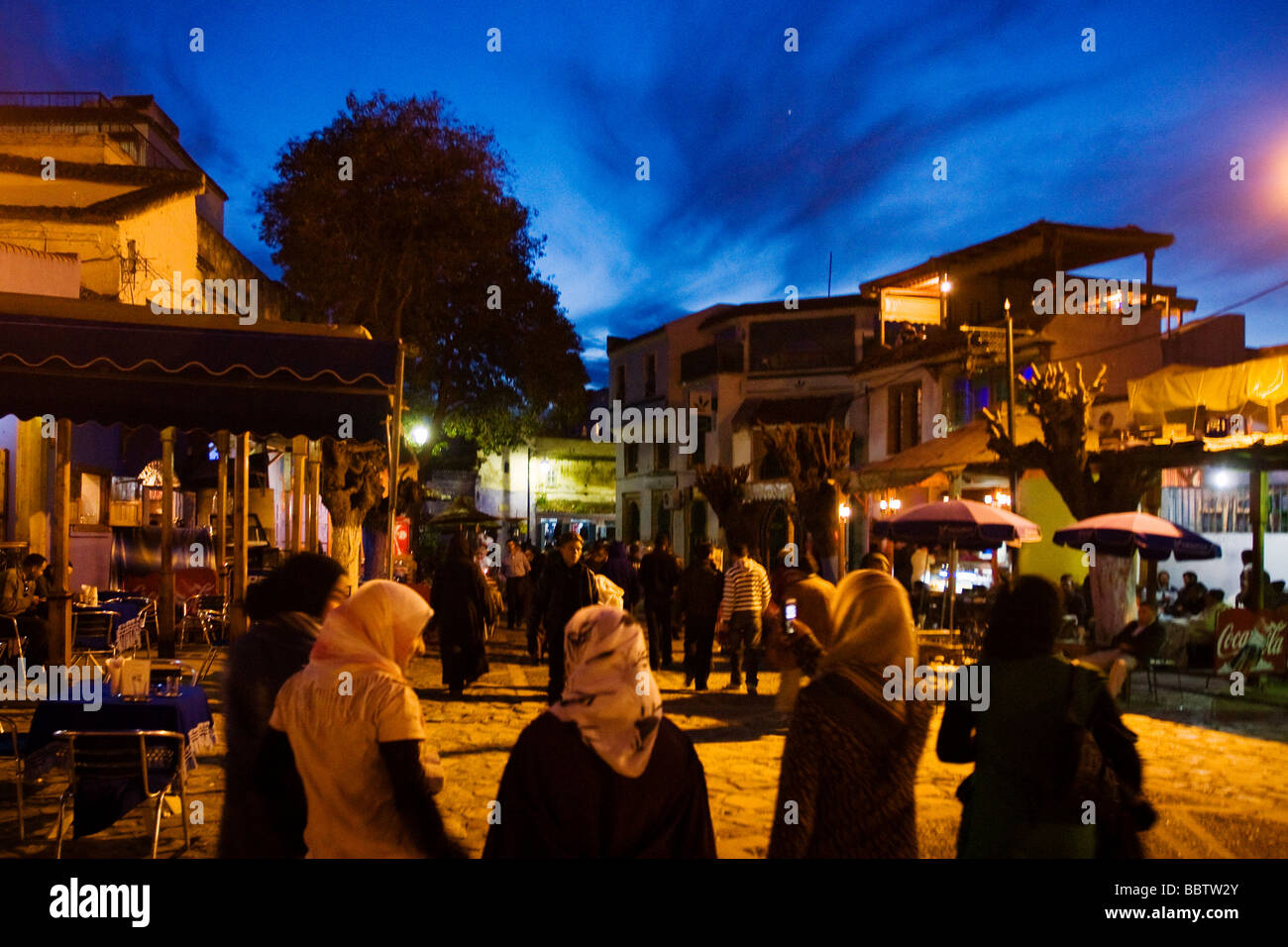 Plaza Uta el-Hammam, Chefchaouen, Morocco, North Africa Stock Photo - Alamy