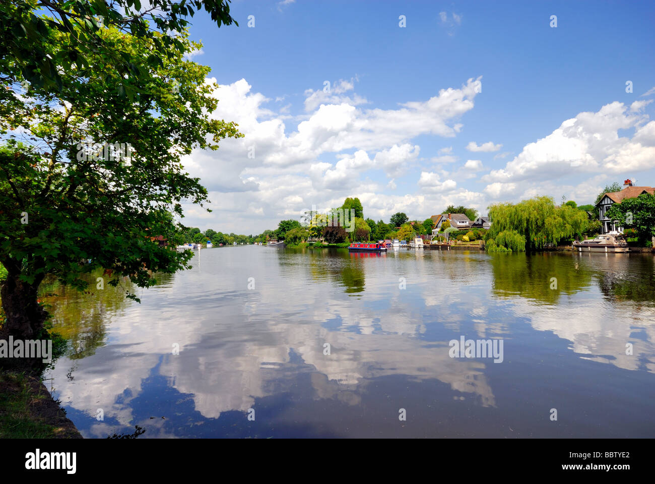 River Thames at Old Windsor Stock Photo - Alamy