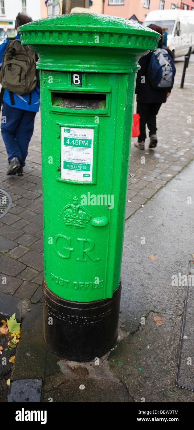 Old British Post Box from the era of King George now painted Kelly ...