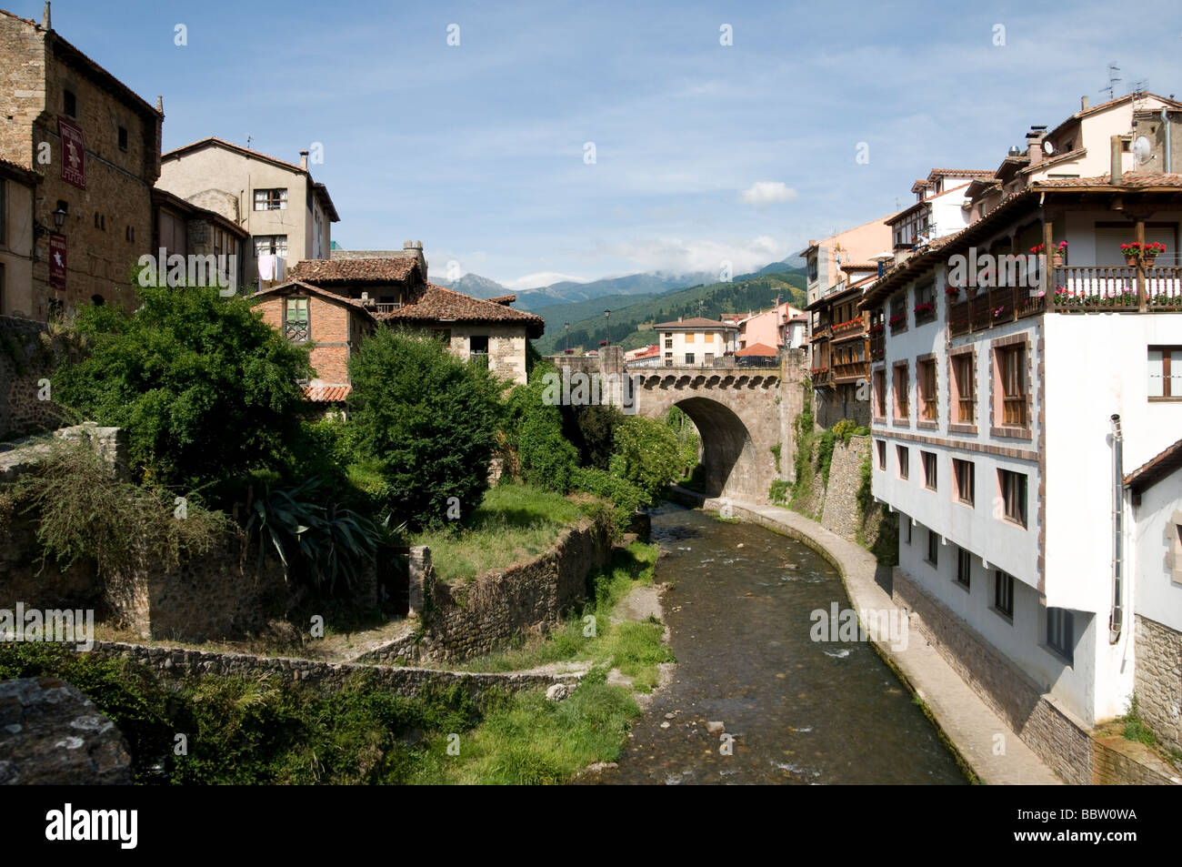 City potes hi-res stock photography and images - Alamy