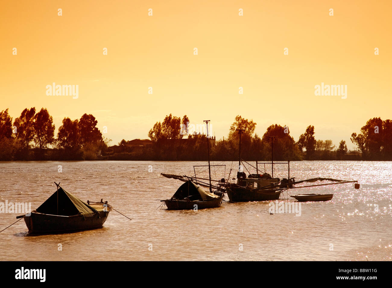 Embarcadero turistico High Resolution Stock Photography and Images - Alamy