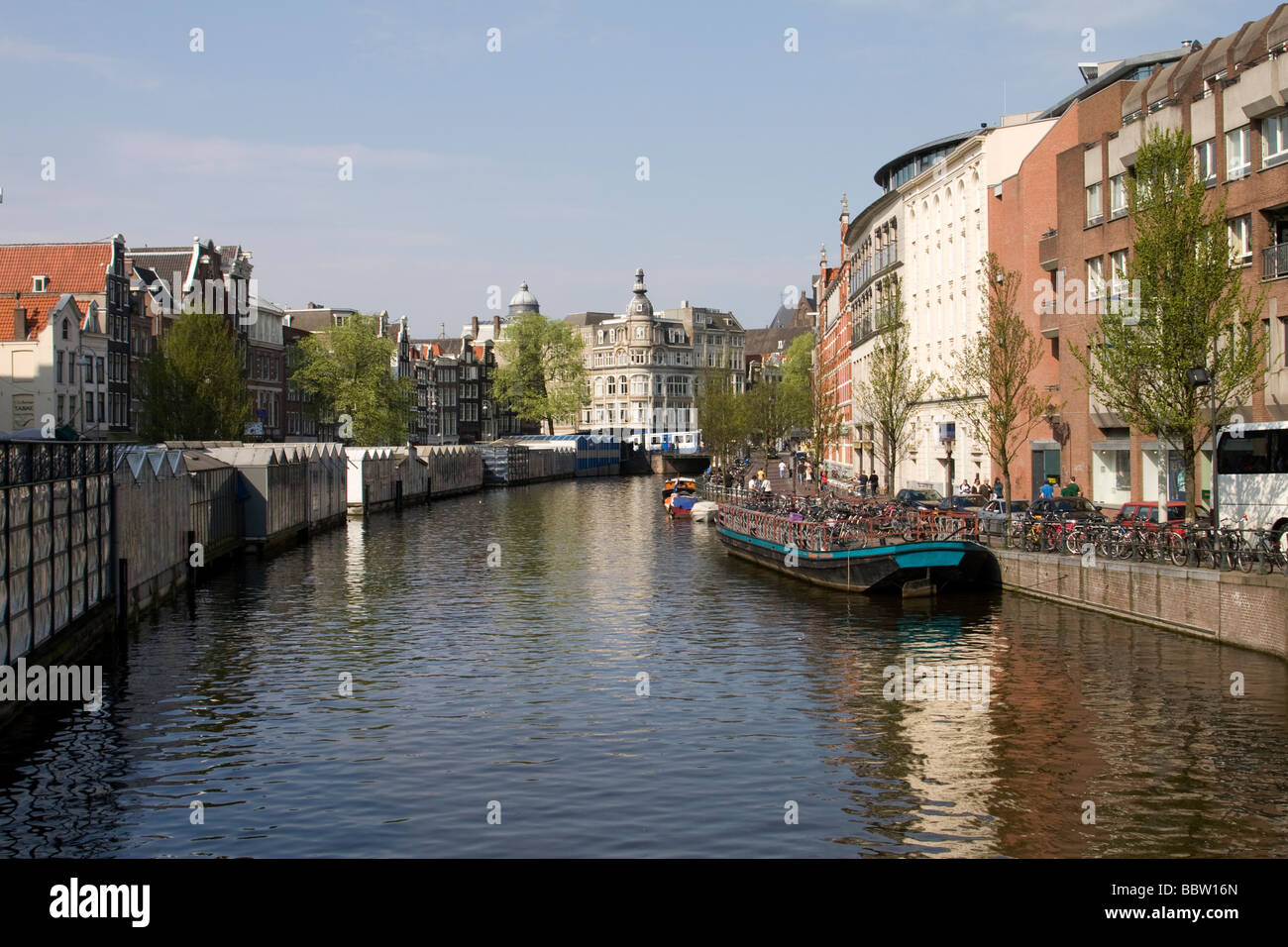 The Singel canal in Amsterdam with the floating flower market on the ...