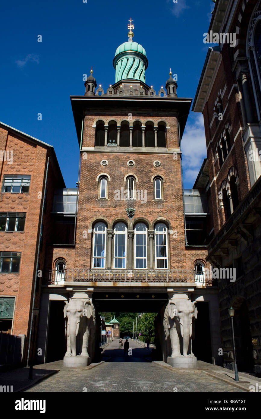 Carlsberg factory hi-res stock photography and images - Alamy