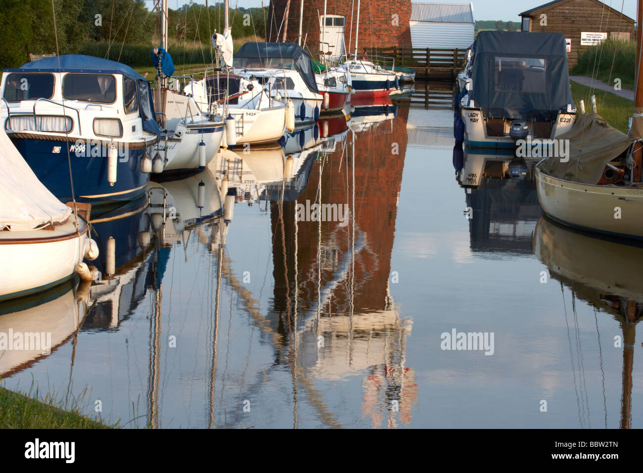 Wind boats hi-res stock photography and images - Alamy