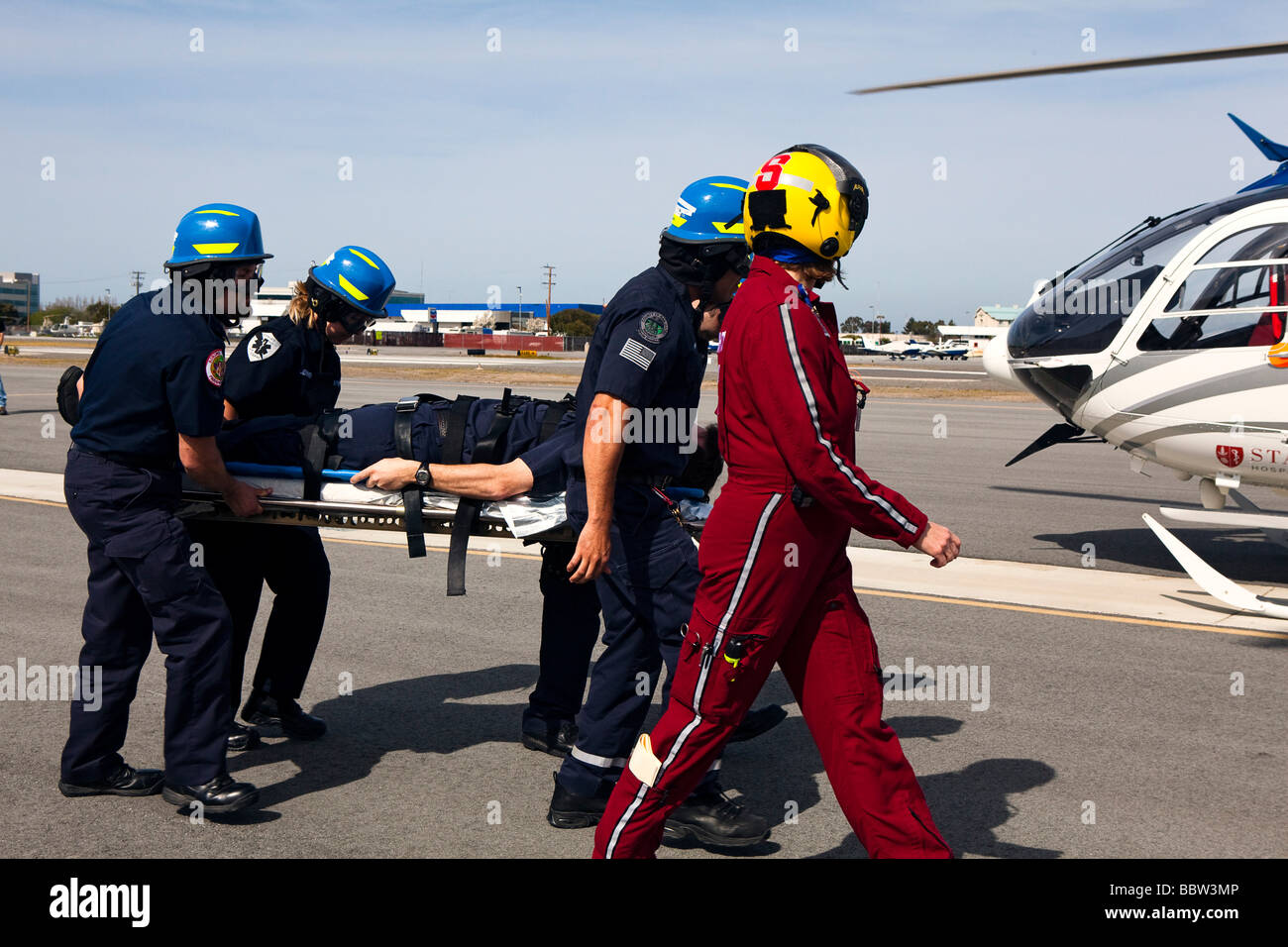 Air Ambulance helicopter @ emergency responder special operations ...