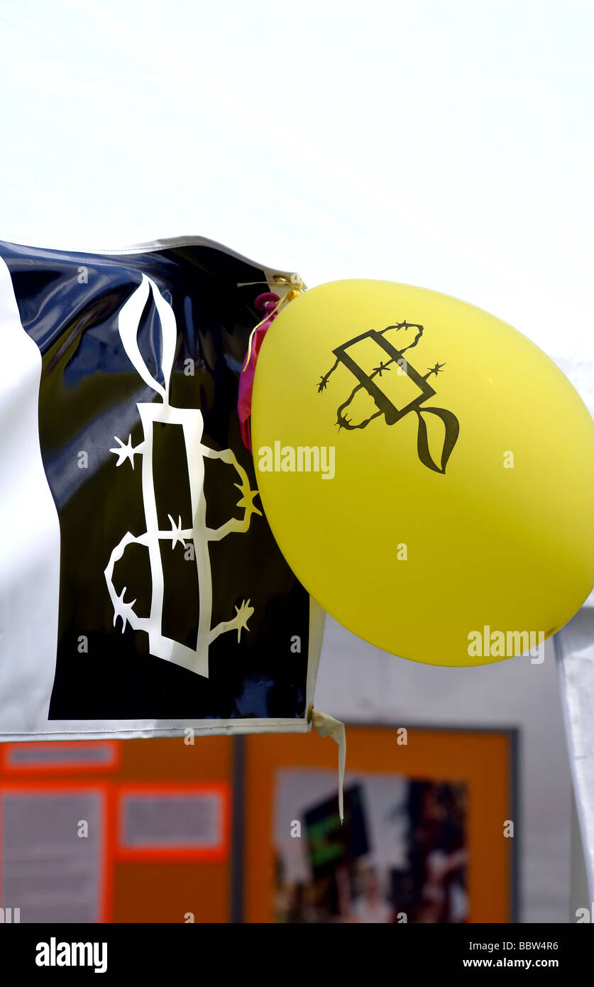 Amnesty international logo hi-res stock photography and images - Alamy