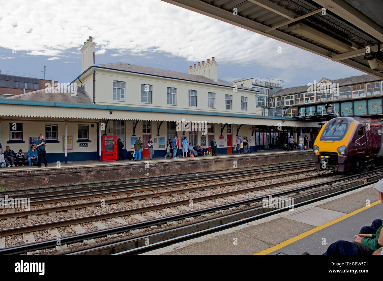 Eastleigh Railway Station, Eastleigh, Hampshire, England Stock Photo ...