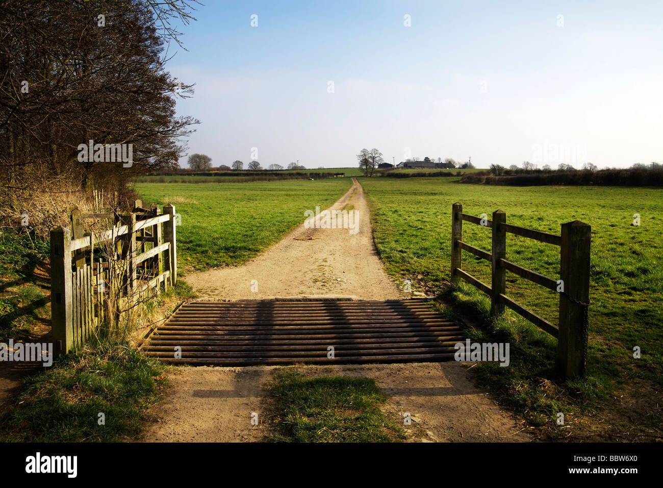 a footpath in the countryside Stock Photo - Alamy