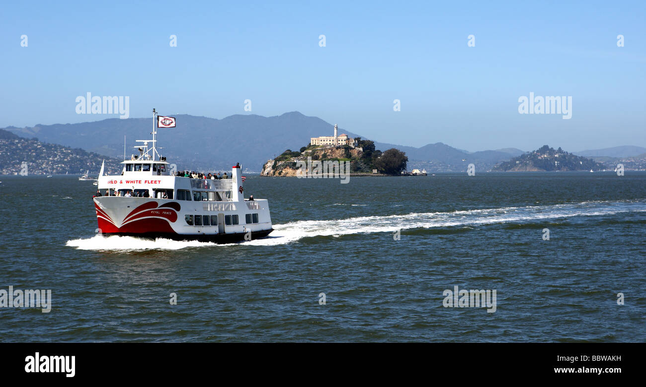 Alcatraz ferry hi-res stock photography and images - Alamy