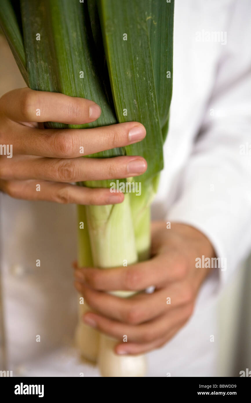 Man holding leeks hi-res stock photography and images - Alamy
