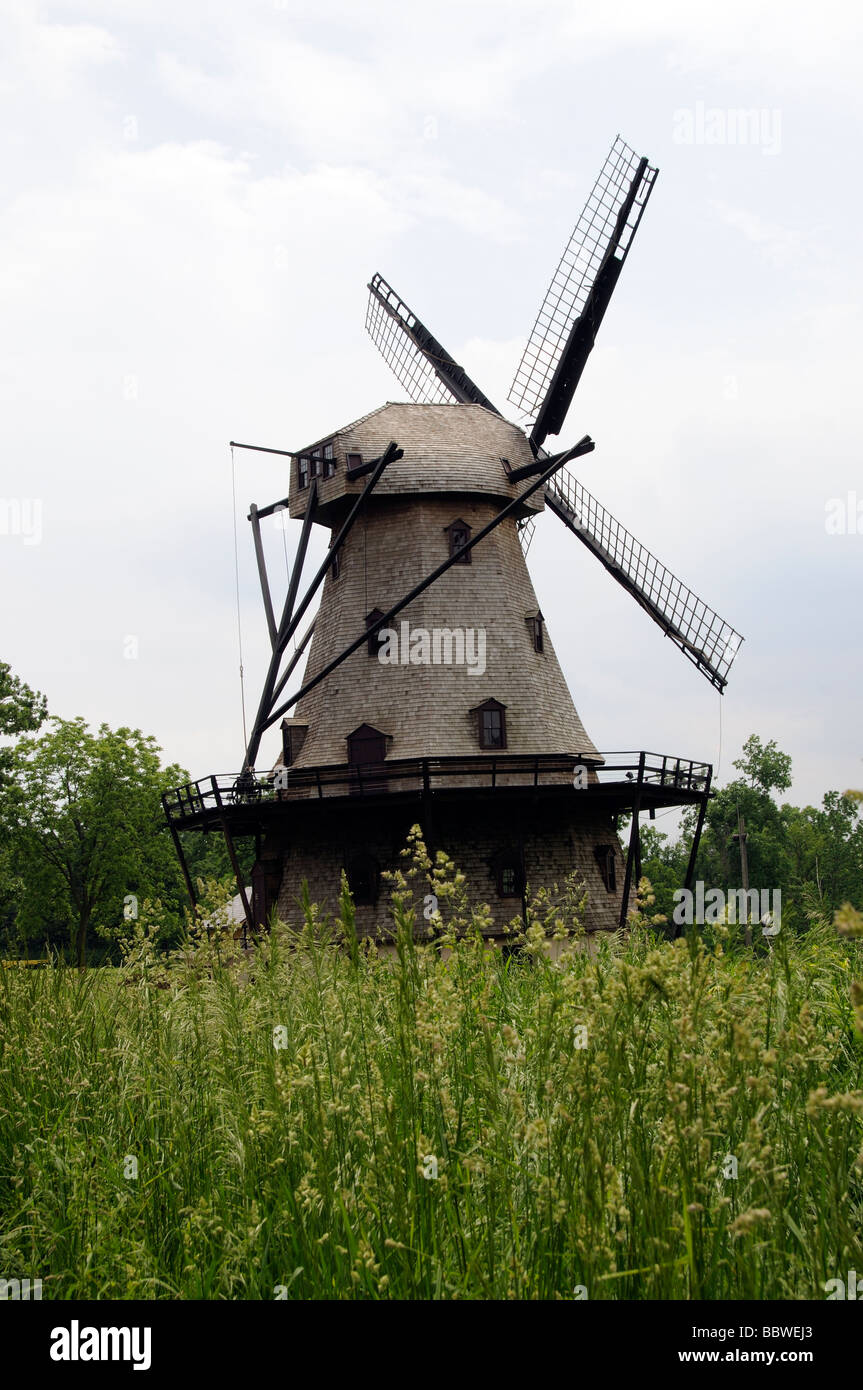 The Fabyan Windmill a historic authentic dutch mill in Batavia Illinois ...