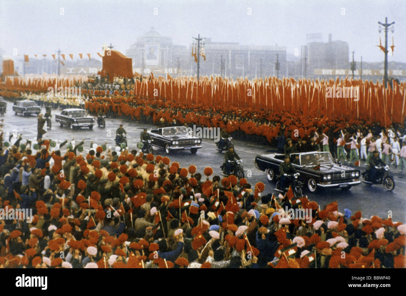 Shanghai china 1970s 70s hi-res stock photography and images - Alamy