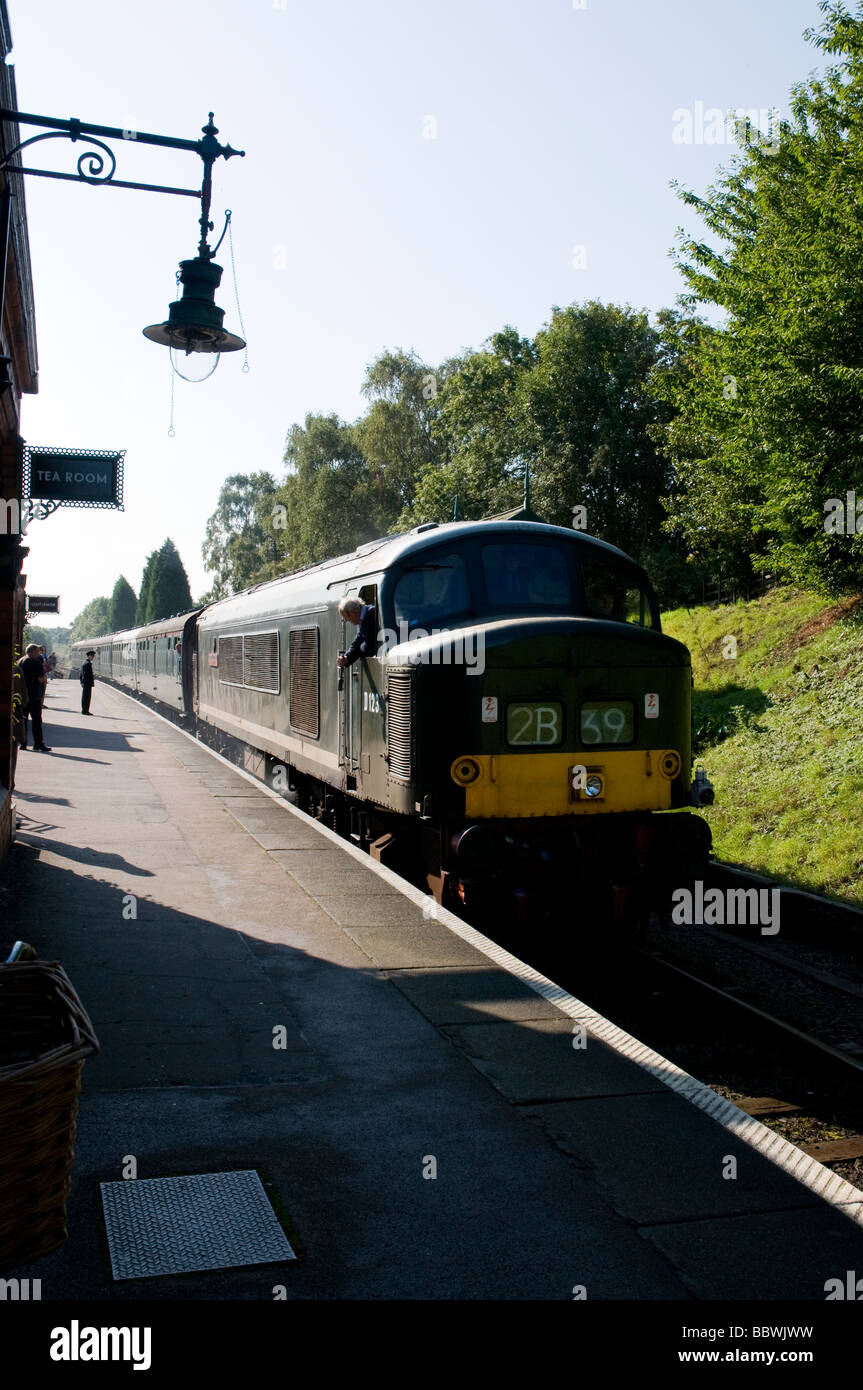 peak type 4 class 45 D123 at rothley station great central railway uk ...
