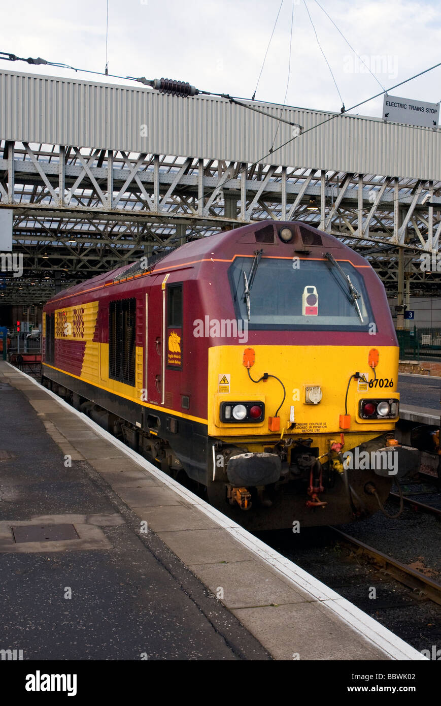 class 67 diesel locomotive 67026 at edinburgh waverley station scotland ...