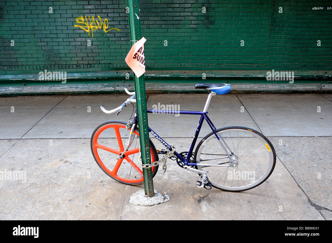 Bike racing new hi-res stock photography and images - Alamy