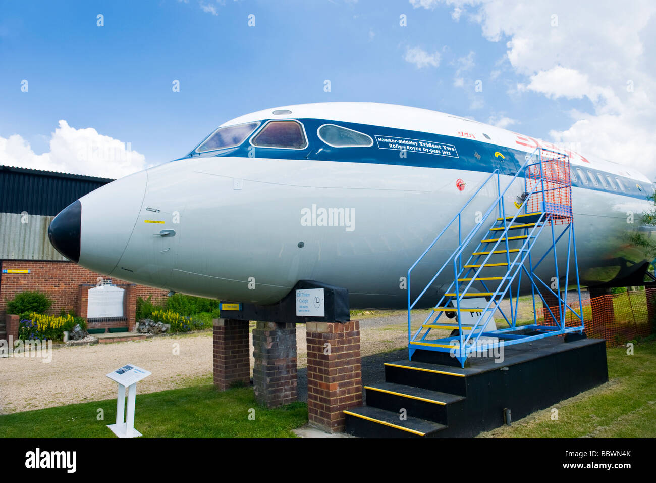 de Havilland Aircraft Heritage Centre Mosquito Museum , DH121 Trident ...