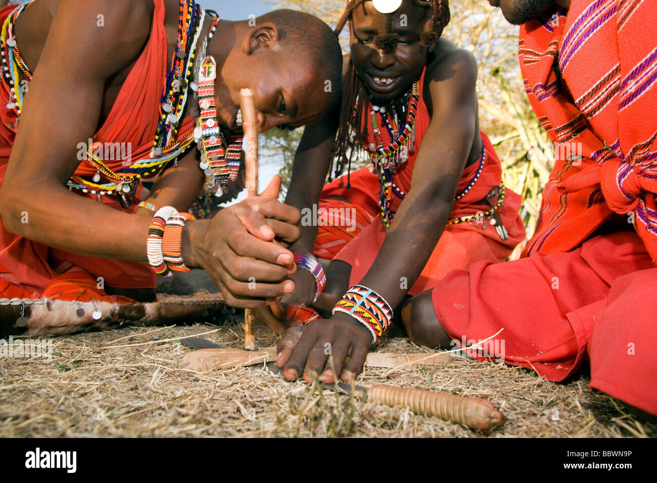 Masai starting fire hi-res stock photography and images - Alamy