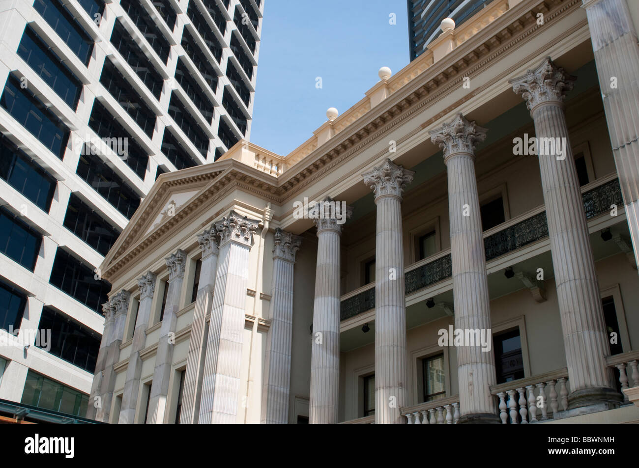 Customs House and High rise tower block at Riverside Brisbane ...