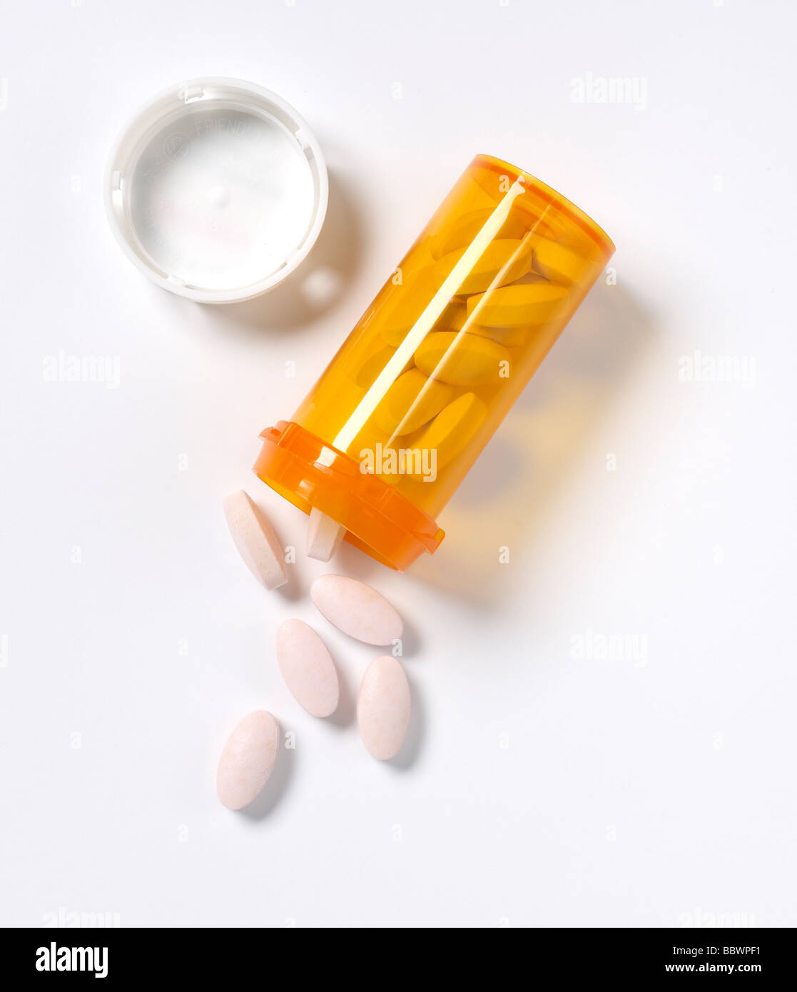Pill bottle hi-res stock photography and images - Alamy