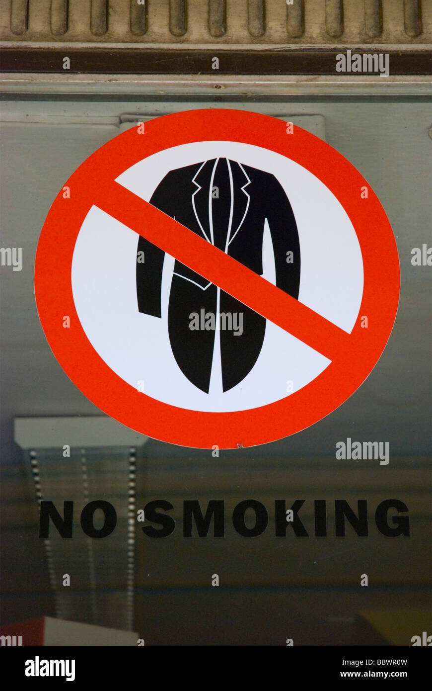 Smoking jackets hi-res stock photography and images - Alamy