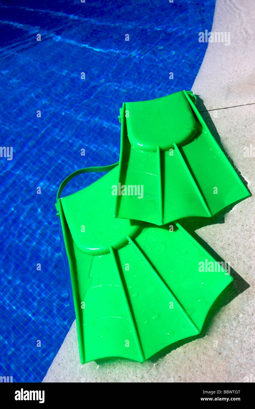 Flippers hi-res stock photography and images - Alamy